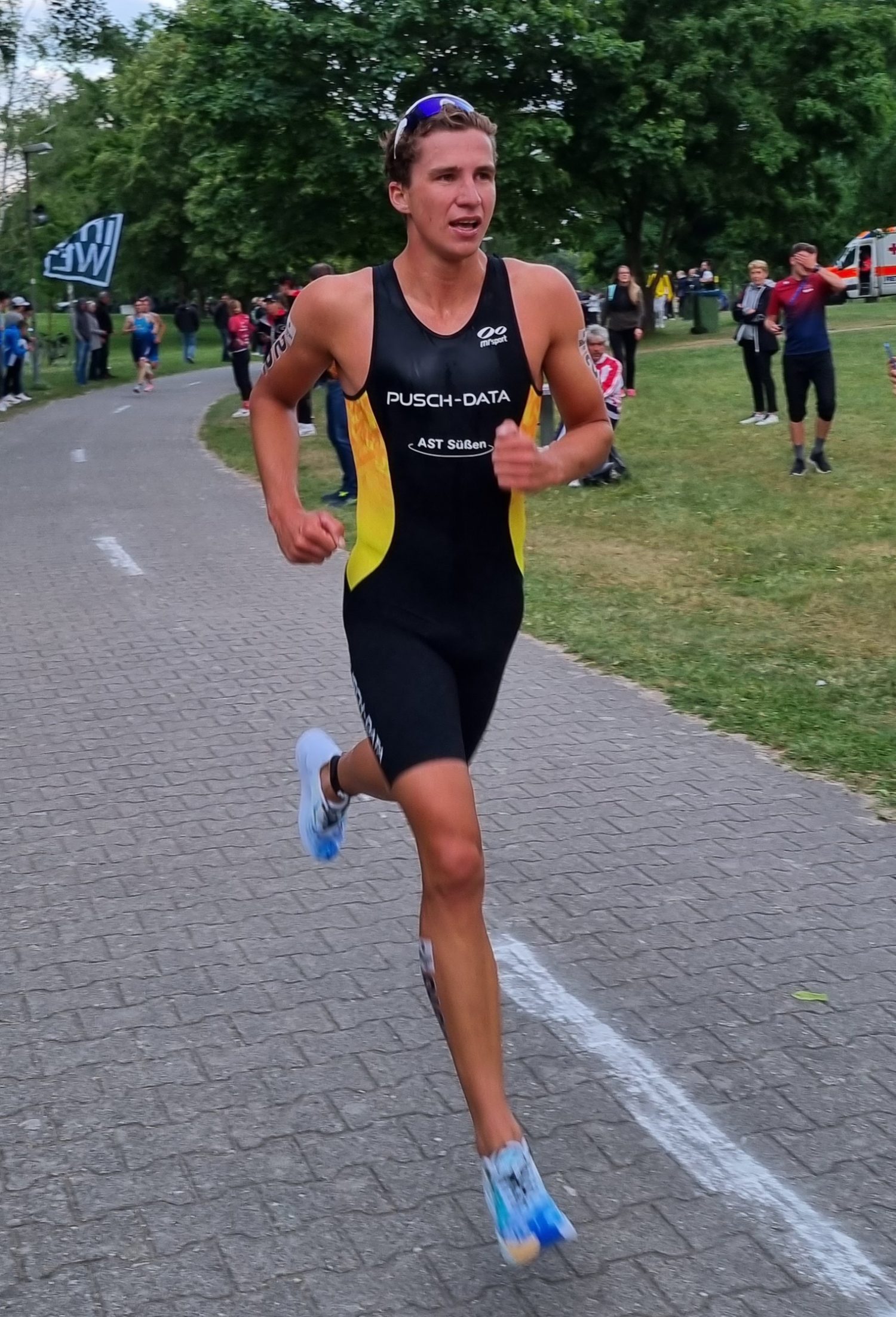 Das PUSCH-DATA-Team AST Süßen verpasst beim Saisoneinstieg im Kraichgau das Podium nur knapp ...