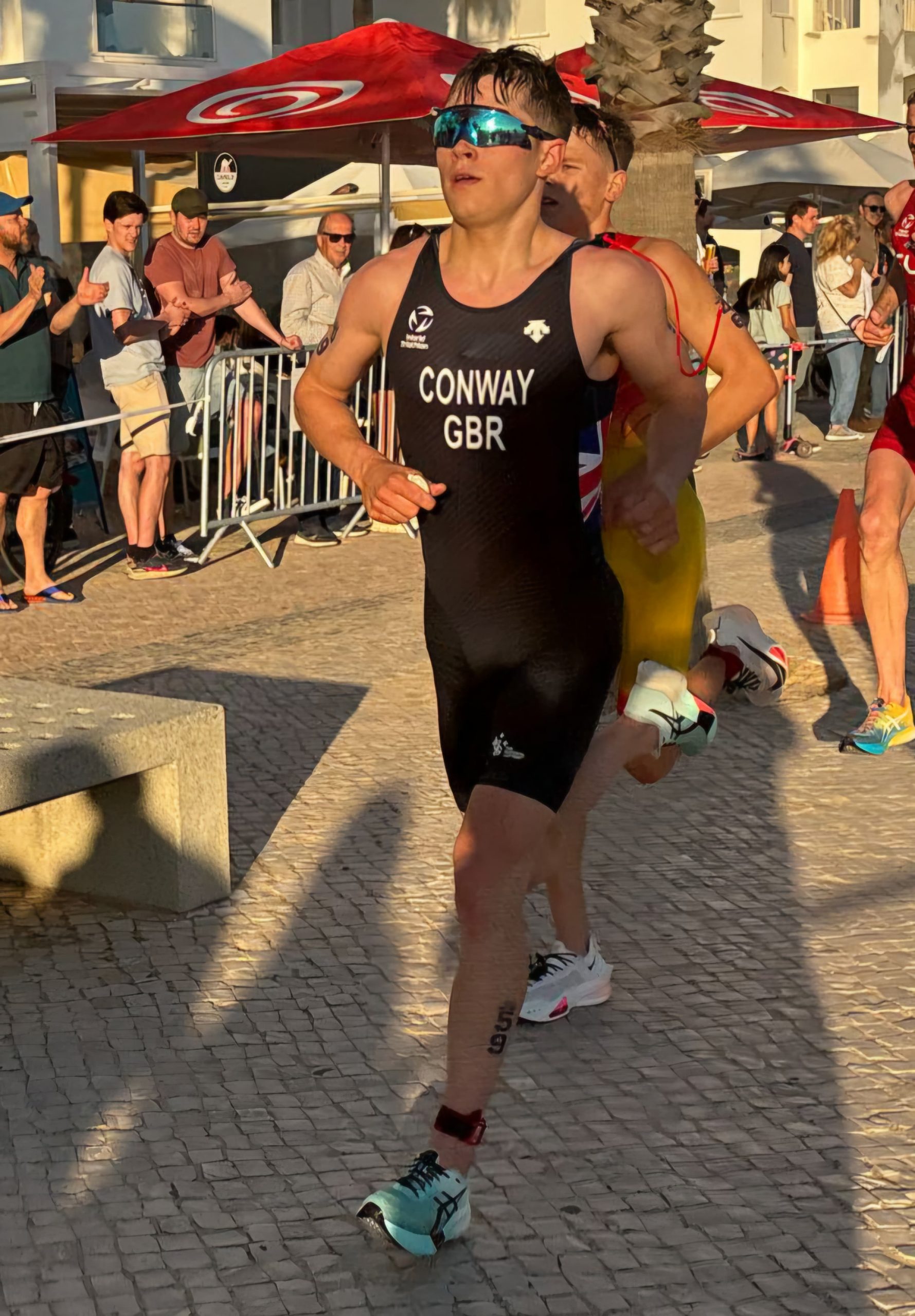 Oliver Conway mit Leidenschaft für lange solide Einheiten - nun für das METALLART-Team AST Süßen ...